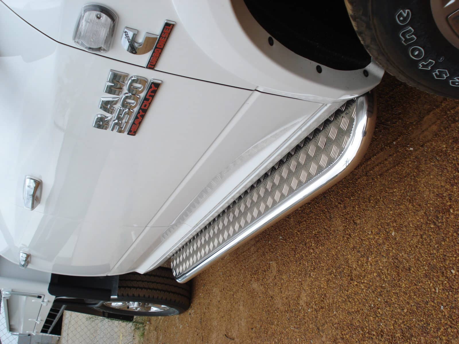 Dodge RAM Steps - Irvin Bullbars