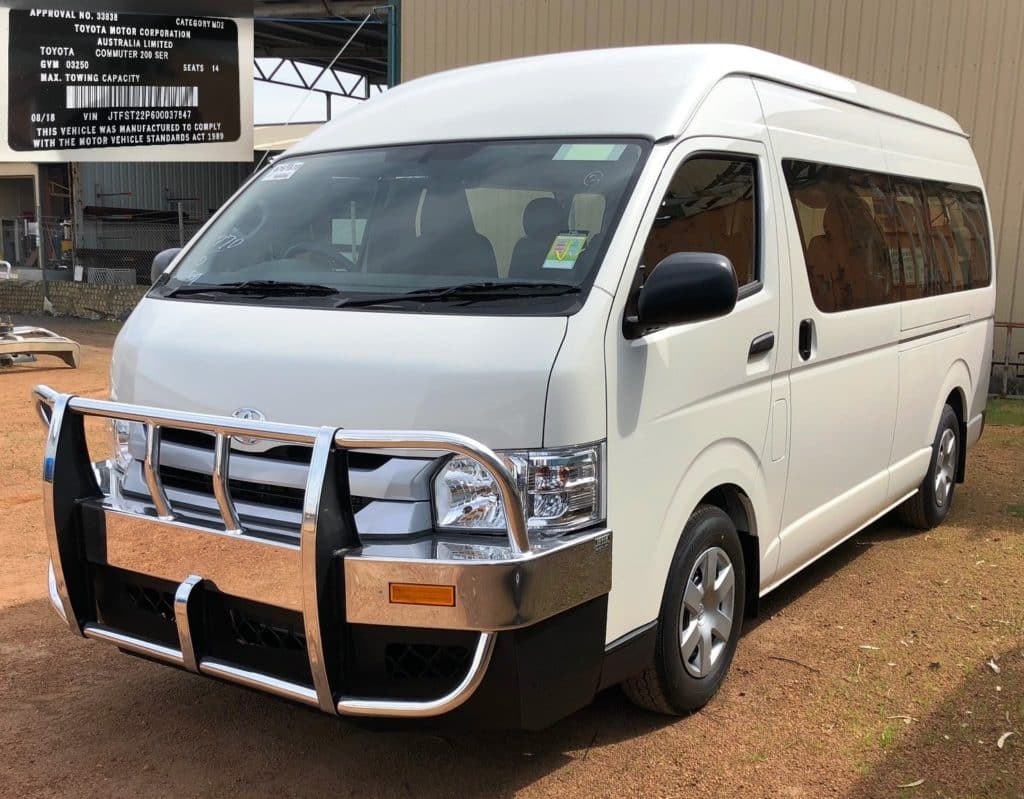 Toyota Hiace Commuter Bull Bar | Irvin Bullbars Perth | Toyota Hiace ...